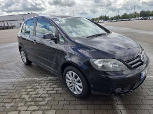 Black Volkswagen Golf Plus 2007 in Marijampole, with an engine capacity of 1.97 L and mileage of 387 thousand km for 1550 €, photo 5 on AUTOMOTO.COM.LV