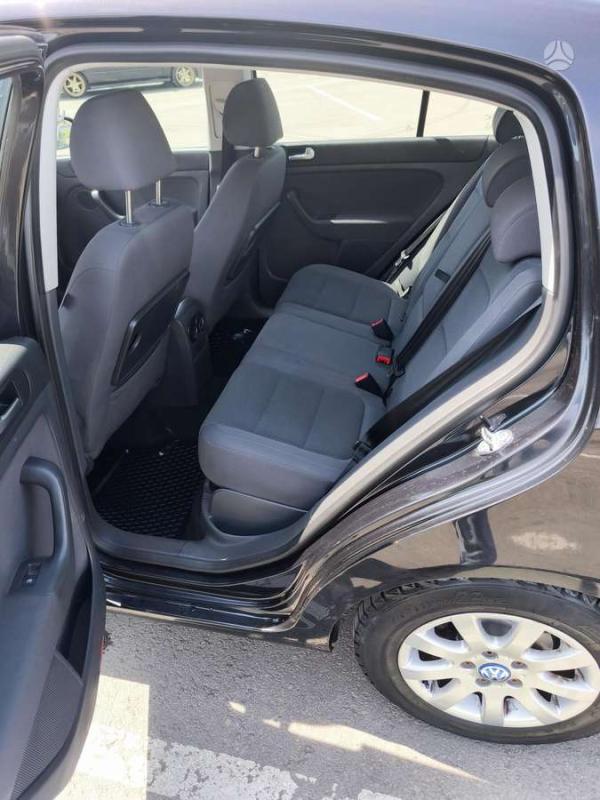 Melns Volkswagen Golf Plus 2007 Palanga, ar dzinēja tilpumu 1.39 L un nobraukumu 220 tūkst. km par 2300 €, foto 8 vietnē AUTOMOTO.COM.LV