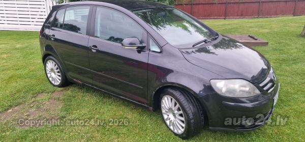 Black Volkswagen Golf Plus 2007 in Tartu, with an engine capacity of 1.90 L and mileage of 308 thousand km for 1499 €, photo 3 on AUTOMOTO.COM.LV
