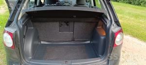 Black Volkswagen Golf Plus 2007 in Riga, with an engine capacity of 1.90 L and mileage of 336 thousand km for 1750 €, photo 9 on AUTOMOTO.COM.LV