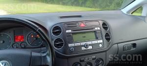 Black Volkswagen Golf Plus 2007 in Riga, with an engine capacity of 1.90 L and mileage of 336 thousand km for 1750 €, photo 12 on AUTOMOTO.COM.LV