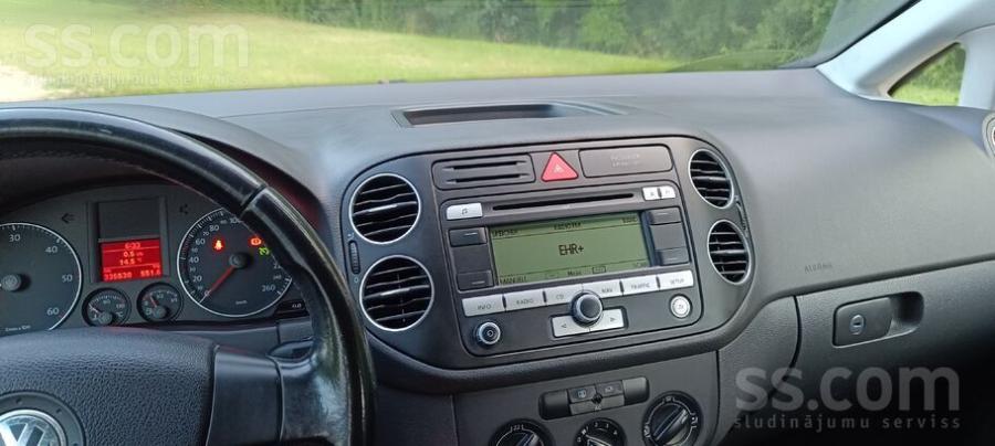 Black Volkswagen Golf Plus 2007 in Riga, with an engine capacity of 1.90 L and mileage of 336 thousand km for 1750 €, photo 12 on AUTOMOTO.COM.LV