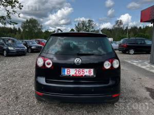 Black Volkswagen Golf Plus 2008 in Valmiera, with an engine capacity of 1.40 L and mileage of 0 thousand km for 1250 €, photo 4 on AUTOMOTO.COM.LV