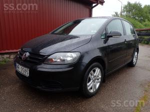 Melns Volkswagen Golf Plus 2008 Liepāja, ar dzinēja tilpumu 1.90 L un nobraukumu 235 tūkst. km par 3450 €, foto 4 vietnē AUTOMOTO.COM.LV