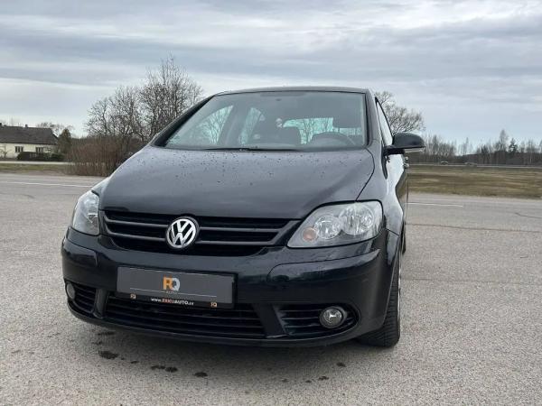 Melns Volkswagen Golf Plus 2008 Grobiņa, ar dzinēja tilpumu 1.60 L un nobraukumu 232 tūkst. km par 3200 €, foto 2 vietnē AUTOMOTO.COM.LV