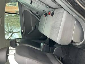 Black Volkswagen Golf Plus 2008 in Grobiņa, with an engine capacity of 1.60 L and mileage of 232 thousand km for 3200 €, photo 11 on AUTOMOTO.COM.LV