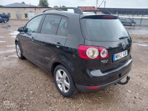 Black Volkswagen Golf Plus 2008 in Vilkaviskis, with an engine capacity of 1.90 L and mileage of 224 thousand km for 2350 €, photo 4 on AUTOMOTO.COM.LV