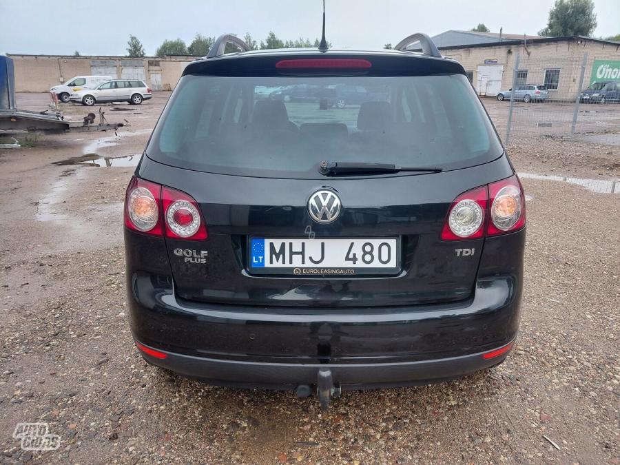 Black Volkswagen Golf Plus 2008 in Vilkaviskis, with an engine capacity of 1.90 L and mileage of 224 thousand km for 2350 €, photo 5 on AUTOMOTO.COM.LV