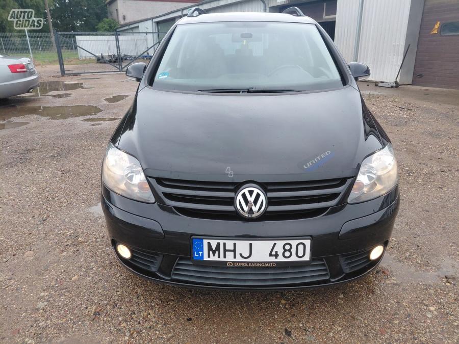 Black Volkswagen Golf Plus 2008 in Vilkaviskis, with an engine capacity of 1.90 L and mileage of 224 thousand km for 2350 €, photo 9 on AUTOMOTO.COM.LV
