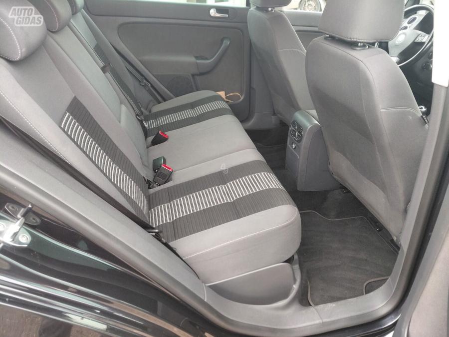 Black Volkswagen Golf Plus 2008 in Vilkaviskis, with an engine capacity of 1.90 L and mileage of 224 thousand km for 2350 €, photo 13 on AUTOMOTO.COM.LV