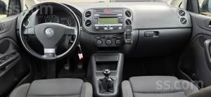 Melns Volkswagen Golf Plus 2008 Valmiera, ar dzinēja tilpumu 1.90 L un nobraukumu 384 tūkst. km par 1400 €, foto 8 vietnē AUTOMOTO.COM.LV
