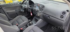Melns Volkswagen Golf Plus 2008 Valmiera, ar dzinēja tilpumu 1.90 L un nobraukumu 384 tūkst. km par 1400 €, foto 10 vietnē AUTOMOTO.COM.LV