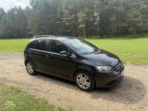 Black Volkswagen Golf Plus 2008 in Anyksciai, with an engine capacity of 1.90 L and mileage of 337 thousand km for 2200 €, photo  on AUTOMOTO.COM.LV