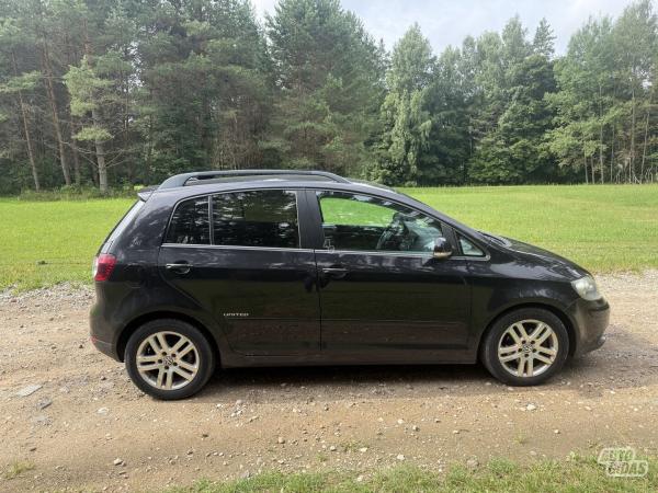 Melns Volkswagen Golf Plus 2008 Anykščiai, ar dzinēja tilpumu 1.90 L un nobraukumu 337 tūkst. km par 2200 €, foto 2 vietnē AUTOMOTO.COM.LV