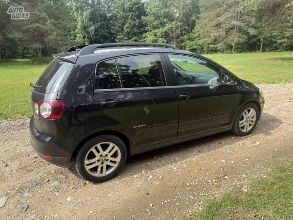 Melns Volkswagen Golf Plus 2008 Anykščiai, ar dzinēja tilpumu 1.90 L un nobraukumu 337 tūkst. km par 2200 €, foto 3 vietnē AUTOMOTO.COM.LV