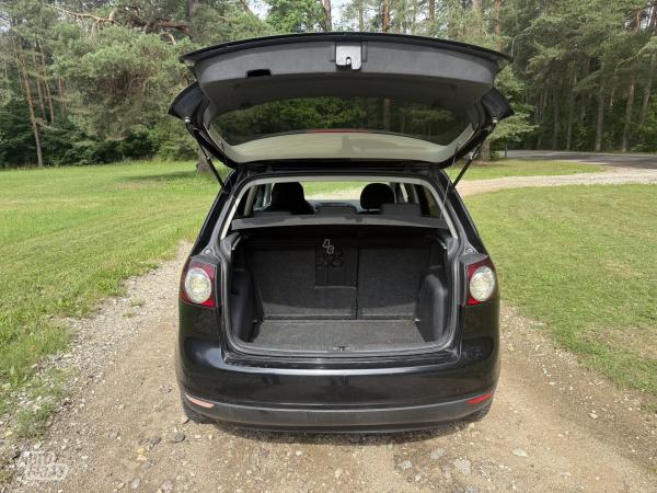Melns Volkswagen Golf Plus 2008 Anykščiai, ar dzinēja tilpumu 1.90 L un nobraukumu 337 tūkst. km par 2200 €, foto 9 vietnē AUTOMOTO.COM.LV
