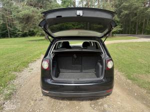 Black Volkswagen Golf Plus 2008 in Anyksciai, with an engine capacity of 1.90 L and mileage of 337 thousand km for 2200 €, photo 10 on AUTOMOTO.COM.LV