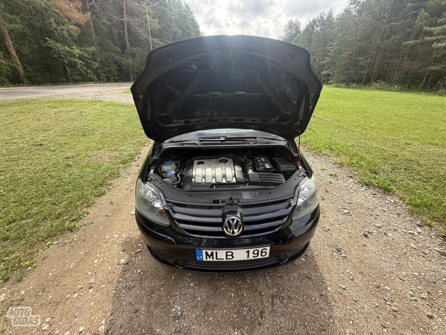 Black Volkswagen Golf Plus 2008 in Anyksciai, with an engine capacity of 1.90 L and mileage of 337 thousand km for 2200 €, photo 18 on AUTOMOTO.COM.LV