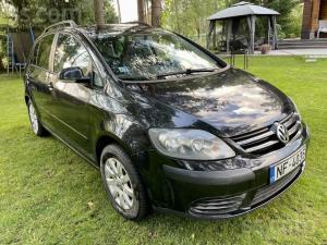 Melns Volkswagen Golf Plus 2008 Rīga, ar dzinēja tilpumu 1.40 L un nobraukumu 0 tūkst. km par 1750 €, foto  vietnē AUTOMOTO.COM.LV
