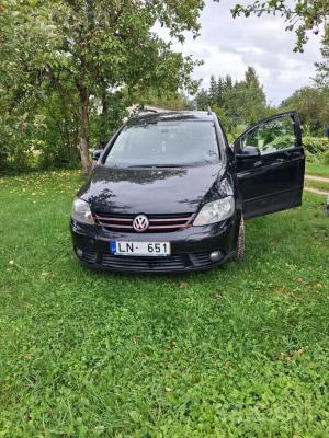 Melns Volkswagen Golf Plus 2008 Ludza, ar dzinēja tilpumu 1.90 L un nobraukumu 253 tūkst. km par 1700 €, foto  vietnē AUTOMOTO.COM.LV