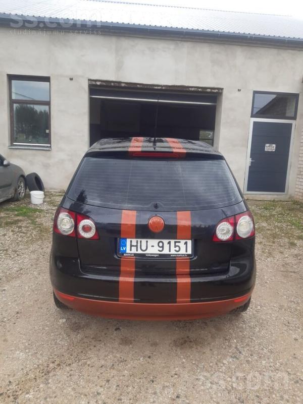 Black Volkswagen Golf Plus 2008 in Tukums, with an engine capacity of 1.90 L and mileage of 0 thousand km for 2500 €, photo 6 on AUTOMOTO.COM.LV