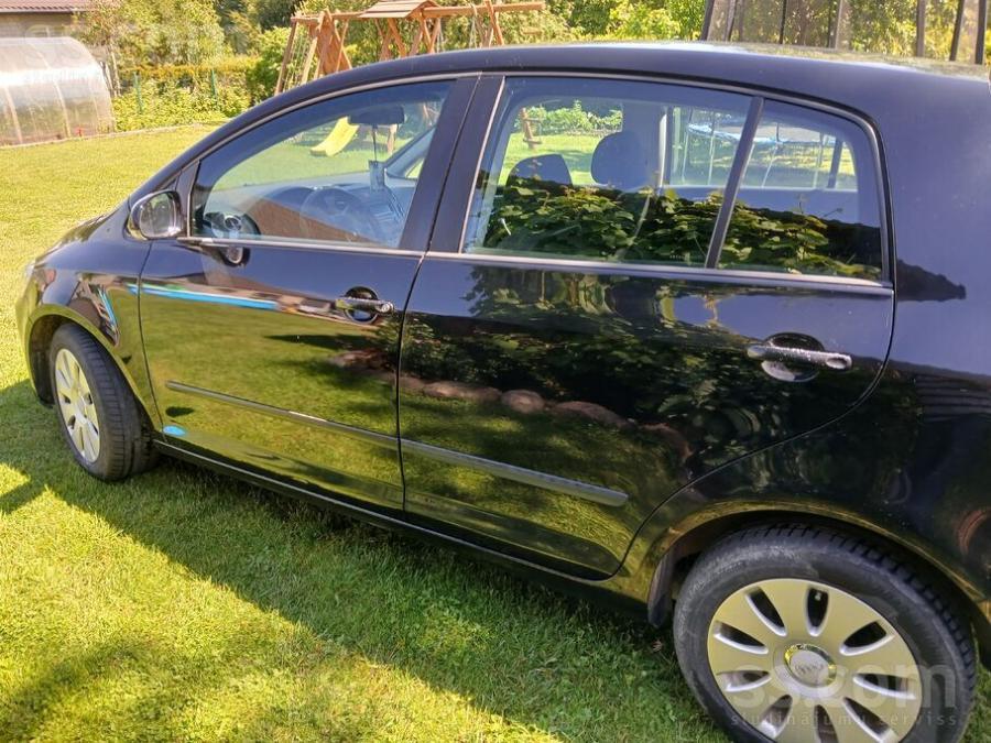 Melns Volkswagen Golf Plus 2009 Tukums, ar dzinēja tilpumu 1.60 L un nobraukumu 0 tūkst. km par 3000 €, foto 8 vietnē AUTOMOTO.COM.LV