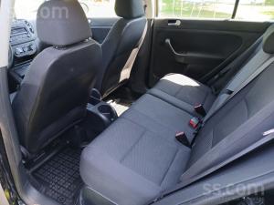 Melns Volkswagen Golf Plus 2009 Tukums, ar dzinēja tilpumu 1.60 L un nobraukumu 0 tūkst. km par 3000 €, foto 9 vietnē AUTOMOTO.COM.LV