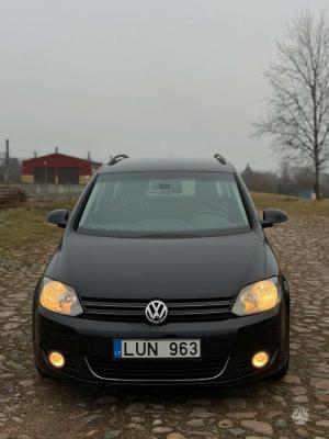 Black Volkswagen Golf Plus 2009 in Vilnius, with an engine capacity of 1.97 L and mileage of 310 thousand km for 4450 €, photo 5 on AUTOMOTO.COM.LV