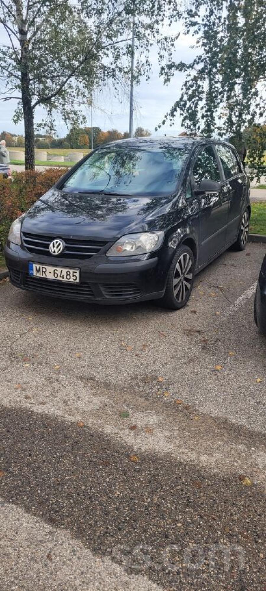 Melns Volkswagen Golf Plus 2009 Rīga, ar dzinēja tilpumu 1.90 L un nobraukumu 330 tūkst. km par 1100 €, foto 1 vietnē AUTOMOTO.COM.LV