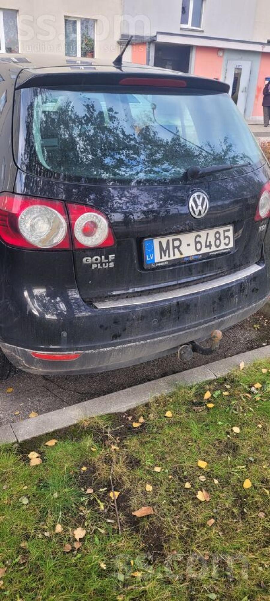 Melns Volkswagen Golf Plus 2009 Rīga, ar dzinēja tilpumu 1.90 L un nobraukumu 330 tūkst. km par 1100 €, foto 11 vietnē AUTOMOTO.COM.LV