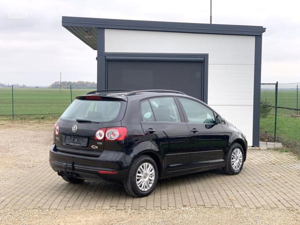 Melns Volkswagen Golf Plus 2009 Kauņa, ar dzinēja tilpumu 2.00 L un nobraukumu 250 tūkst. km par 3999 €, foto 5 vietnē AUTOMOTO.COM.LV