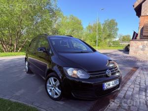 Melns Volkswagen Golf Plus 2009 Rēzekne, ar dzinēja tilpumu 2.00 L un nobraukumu 0 tūkst. km par 4450 €, foto 4 vietnē AUTOMOTO.COM.LV