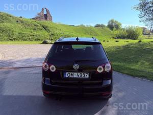 Melns Volkswagen Golf Plus 2009 Rēzekne, ar dzinēja tilpumu 2.00 L un nobraukumu 0 tūkst. km par 4450 €, foto 9 vietnē AUTOMOTO.COM.LV