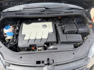 Melns Volkswagen Golf Plus 2009 Rēzekne, ar dzinēja tilpumu 2.00 L un nobraukumu 0 tūkst. km par 4450 €, foto 18 vietnē AUTOMOTO.COM.LV