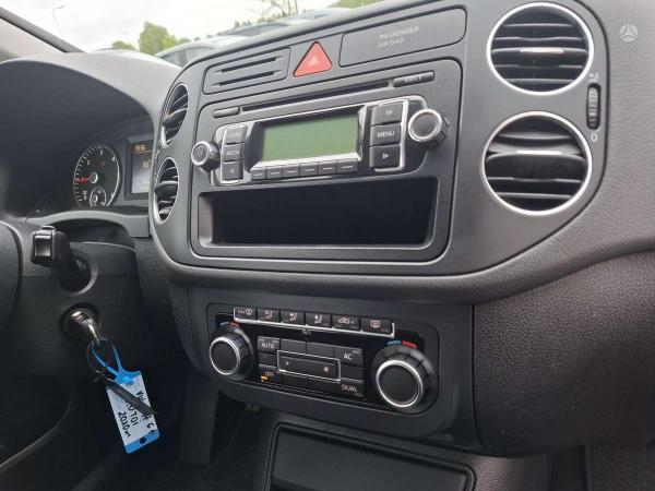 Black Volkswagen Golf Plus 2009 in Prienai, with an engine capacity of 1.97 L and mileage of 257 thousand km for 2900 €, photo 8 on AUTOMOTO.COM.LV