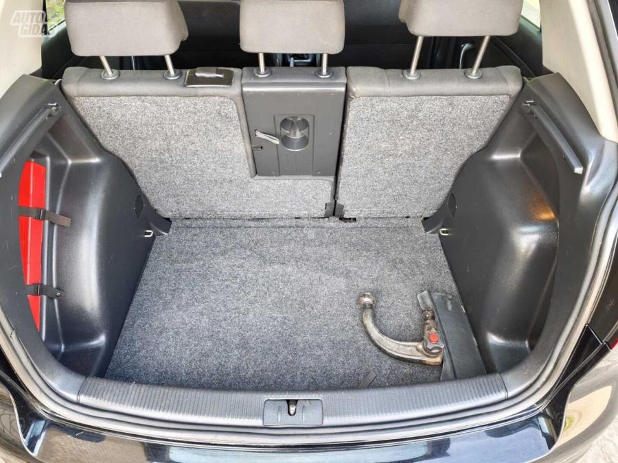 Melns Volkswagen Golf Plus 2009 Marijampole, ar dzinēja tilpumu 1.40 L un nobraukumu 190 tūkst. km par 3650 €, foto 14 vietnē AUTOMOTO.COM.LV