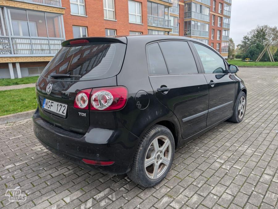 Black Volkswagen Golf Plus 2009 in Klaipeda, with an engine capacity of 2.00 L and mileage of 205 thousand km for 3500 €, photo 6 on AUTOMOTO.COM.LV