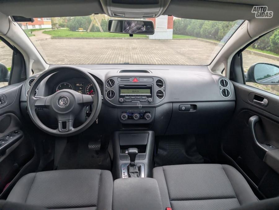 Black Volkswagen Golf Plus 2009 in Klaipeda, with an engine capacity of 2.00 L and mileage of 205 thousand km for 3500 €, photo 12 on AUTOMOTO.COM.LV