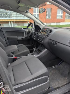 Black Volkswagen Golf Plus 2009 in Klaipeda, with an engine capacity of 2.00 L and mileage of 205 thousand km for 3500 €, photo 13 on AUTOMOTO.COM.LV
