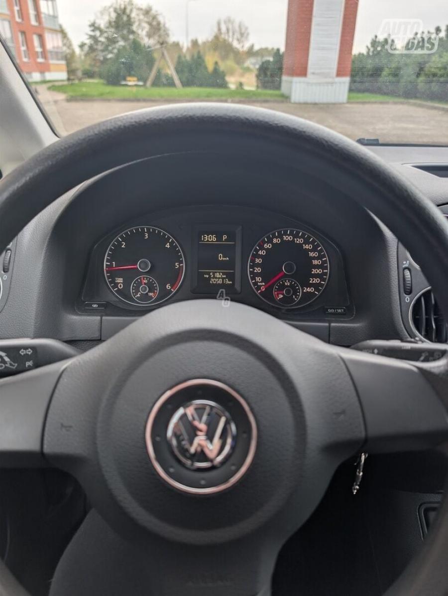 Black Volkswagen Golf Plus 2009 in Klaipeda, with an engine capacity of 2.00 L and mileage of 205 thousand km for 3500 €, photo 14 on AUTOMOTO.COM.LV