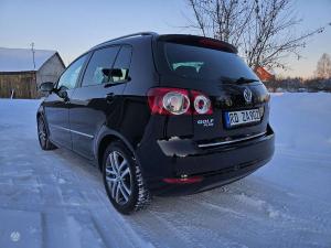 Melns Volkswagen Golf Plus 2010 Radviliškis, ar dzinēja tilpumu 1.60 L un nobraukumu 250 tūkst. km par 4500 €, foto 5 vietnē AUTOMOTO.COM.LV