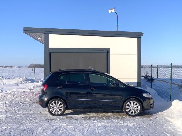 Black Volkswagen Golf Plus 2010 in Kaunas, with an engine capacity of 2.00 L and mileage of 233 thousand km for 5999 €, photo 8 on AUTOMOTO.COM.LV