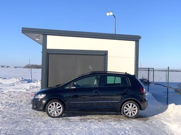 Black Volkswagen Golf Plus 2010 in Kaunas, with an engine capacity of 2.00 L and mileage of 233 thousand km for 5999 €, photo 9 on AUTOMOTO.COM.LV