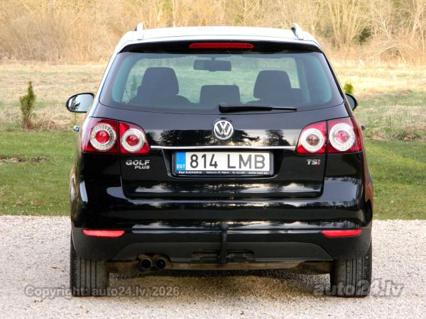 Black Volkswagen Golf Plus 2010 in Viljandi, with an engine capacity of 1.40 L and mileage of 228 thousand km for 3490 €, photo 5 on AUTOMOTO.COM.LV