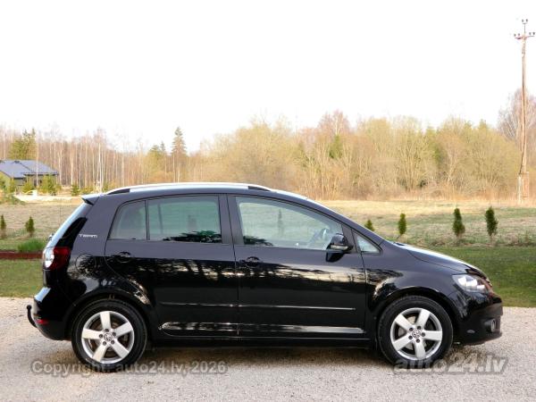 Black Volkswagen Golf Plus 2010 in Viljandi, with an engine capacity of 1.40 L and mileage of 228 thousand km for 3490 €, photo 7 on AUTOMOTO.COM.LV