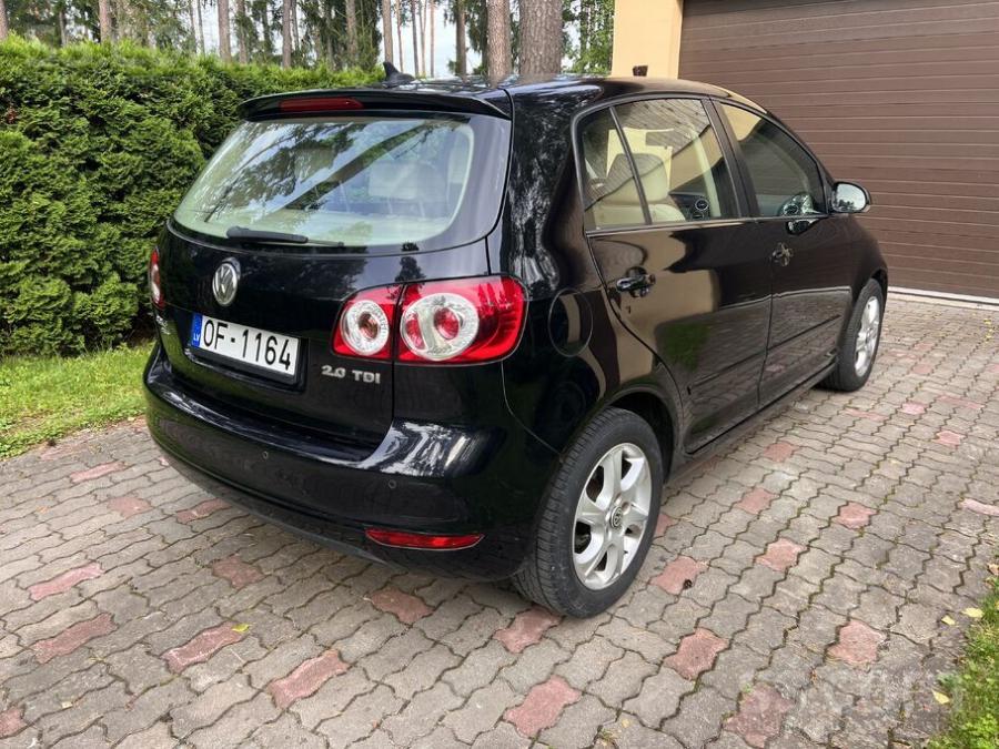 Melns Volkswagen Golf Plus 2010 Rīga, ar dzinēja tilpumu 2.00 L un nobraukumu 232 tūkst. km par 4500 €, foto 6 vietnē AUTOMOTO.COM.LV