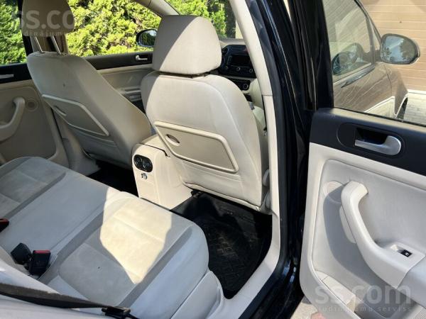 Melns Volkswagen Golf Plus 2010 Rīga, ar dzinēja tilpumu 2.00 L un nobraukumu 232 tūkst. km par 4500 €, foto 6 vietnē AUTOMOTO.COM.LV