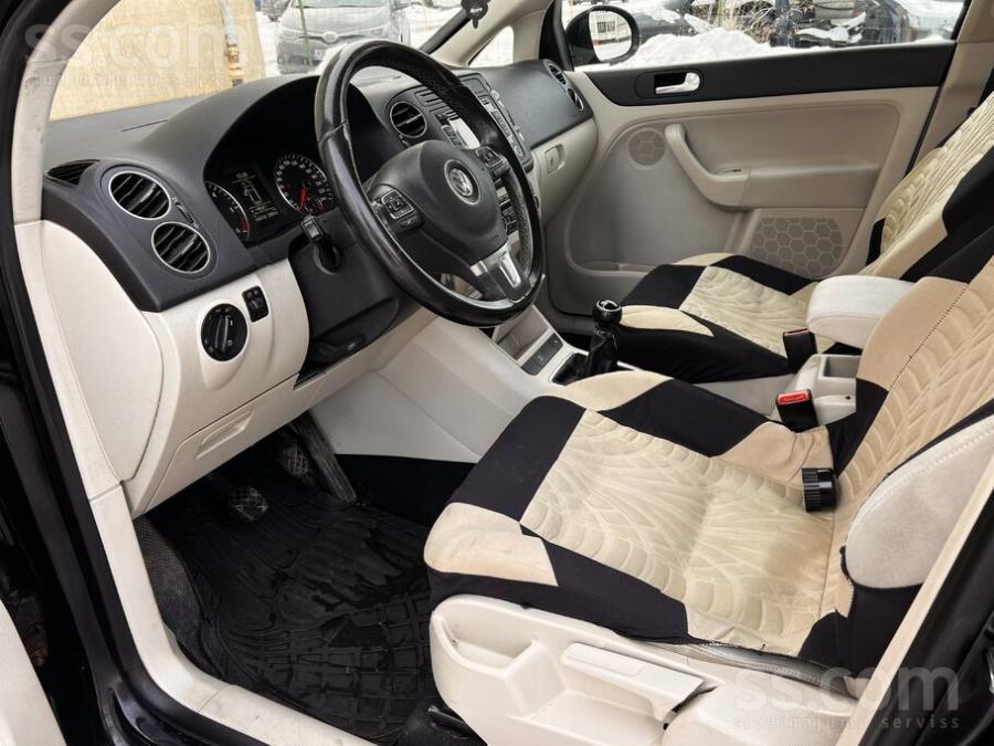 Melns Volkswagen Golf Plus 2010 Rīga, ar dzinēja tilpumu 2.00 L un nobraukumu 232 tūkst. km par 4500 €, foto 13 vietnē AUTOMOTO.COM.LV
