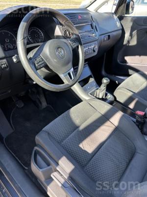 Melns Volkswagen Golf Plus 2010 Rīga, ar dzinēja tilpumu 1.60 L un nobraukumu 366 tūkst. km par 2890 €, foto 11 vietnē AUTOMOTO.COM.LV