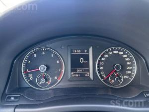 Melns Volkswagen Golf Plus 2010 Liepāja, ar dzinēja tilpumu 1.40 L un nobraukumu 252 tūkst. km par 5400 €, foto 4 vietnē AUTOMOTO.COM.LV